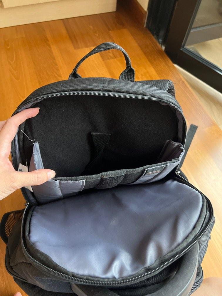 Samsonite laptop backback, Men's Fashion, Bags, Backpacks on Carousell