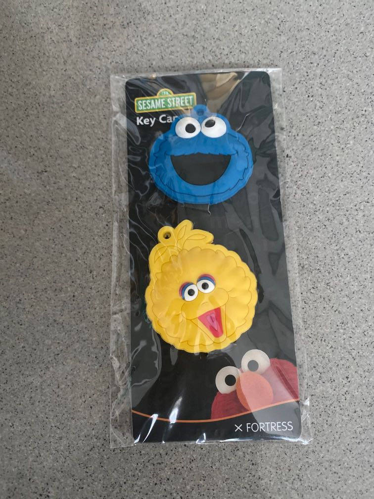Sesame street key cap, 興趣及遊戲, 玩具 & 遊戲類 - Carousell