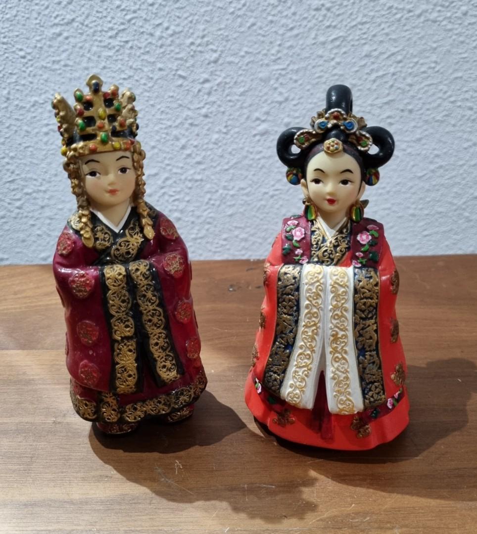 Silla dynasty Queen and King, Furniture & Home Living, Home Decor ...
