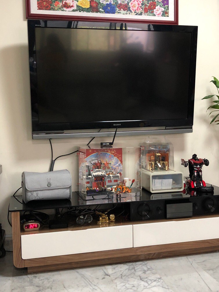 Sony BRAVIA 52 inch, TV & Home Appliances, TV & Entertainment, TV on ...