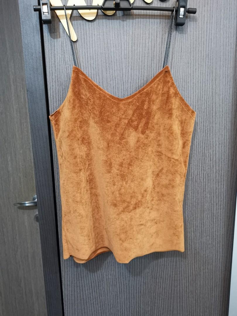 Spaghetti strap cropped top caramel colour, Women's Fashion, Tops ...