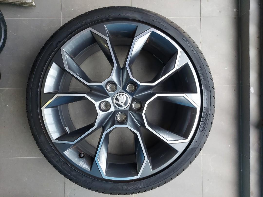 Stock Skoda Octavia VRS 19 inch rims 5x112, Car Accessories, Tyres ...