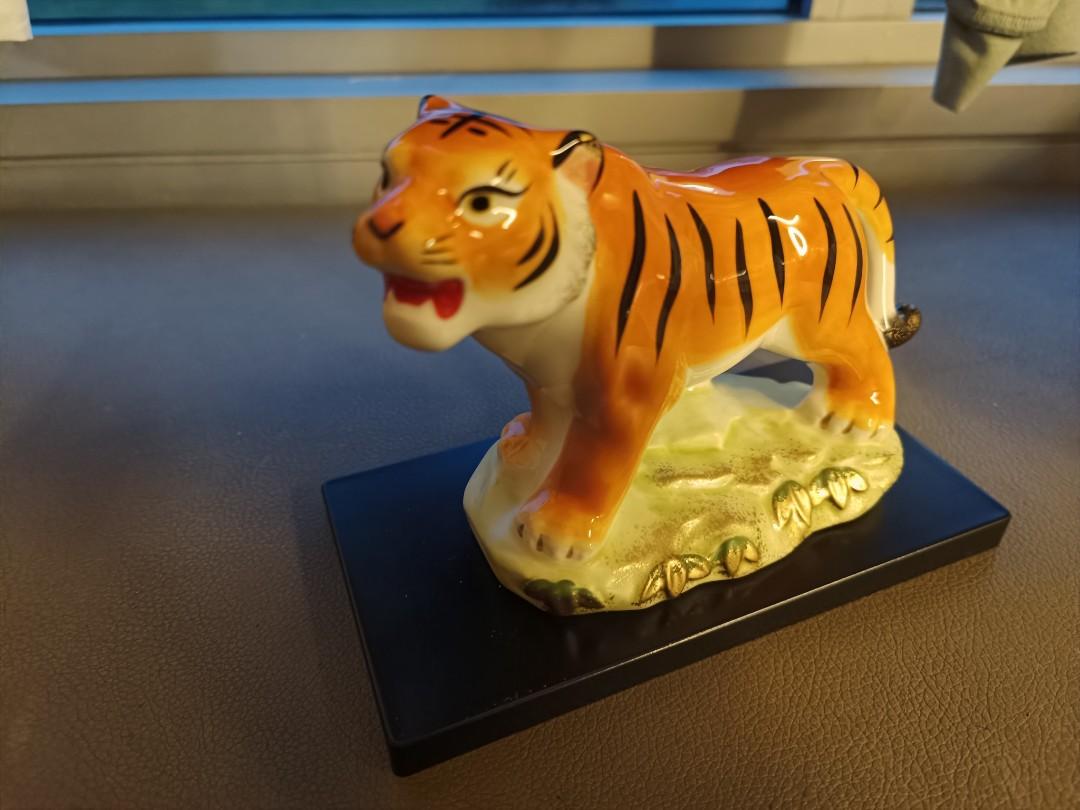 Tiger display, Furniture & Home Living, Home Decor, Other Home Decor on ...