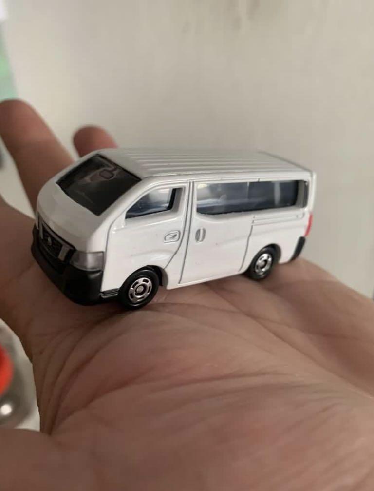 tomica van, Hobbies & Toys, Toys & Games on Carousell