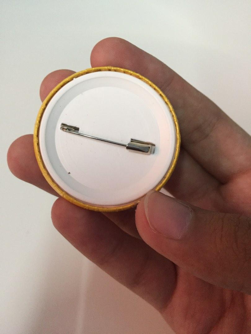 VINTAGE wallace and gromit PIN BATCHES, Hobbies & Toys, Collectibles ...