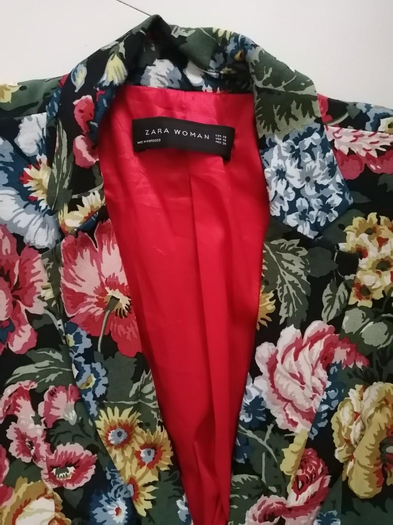 Zara floral blazer, Women's Fashion, Coats, Jackets and Outerwear on Carousell