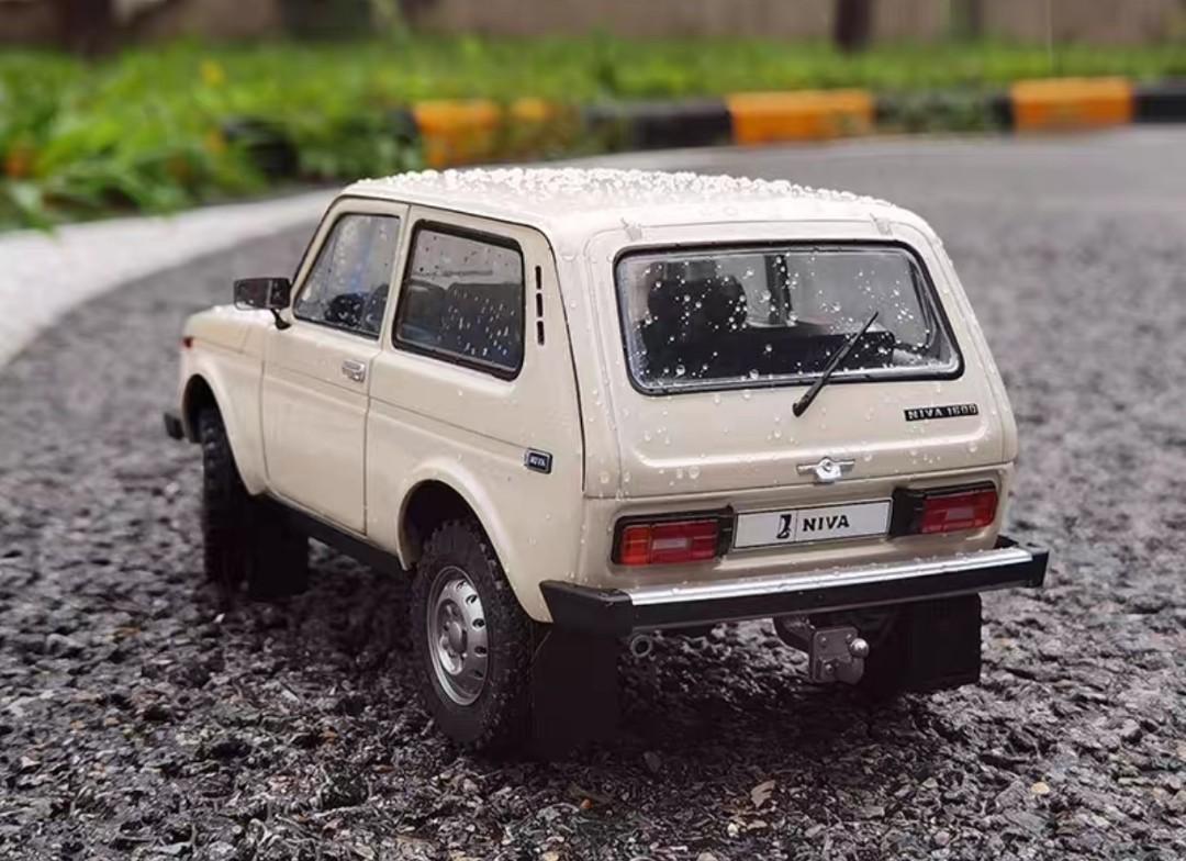 1:18 1/18 Solido Lada Niva display model car, Hobbies & Toys, Toys ...