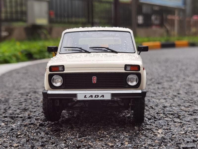 1:18 1/18 Solido Lada Niva display model car, Hobbies & Toys, Toys ...