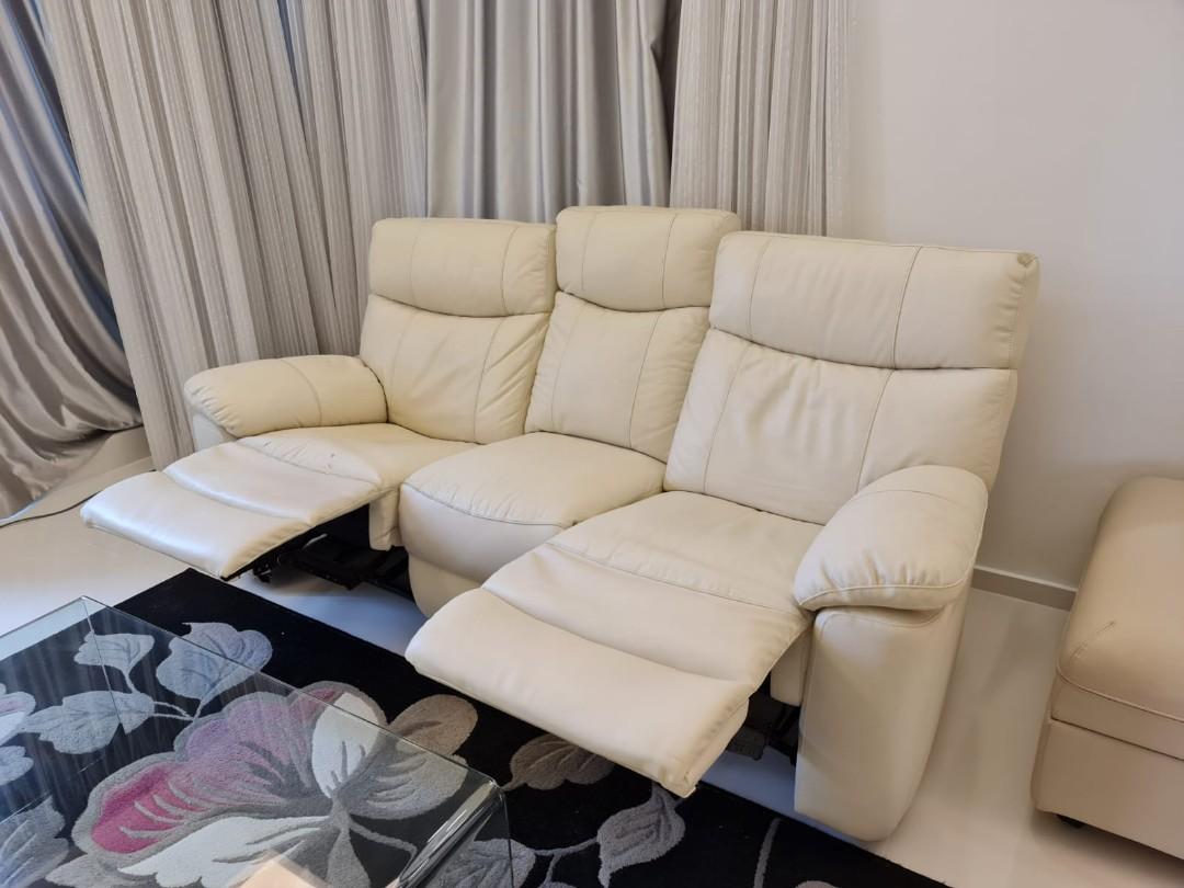 3 seater white sofa with 2 recliners length 2m depth 1m height 1m ...