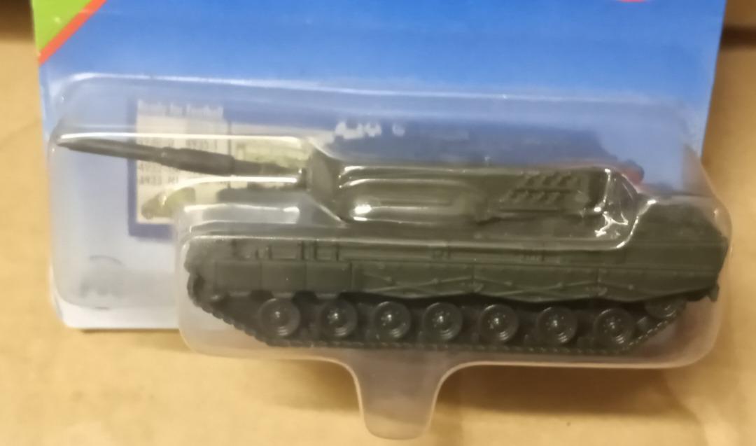 絕版 全新 SIKU 0870 Panzer Tank Leopard 豹式坦克 diecast 合金坦克車 1款, 其他, 其他 ...