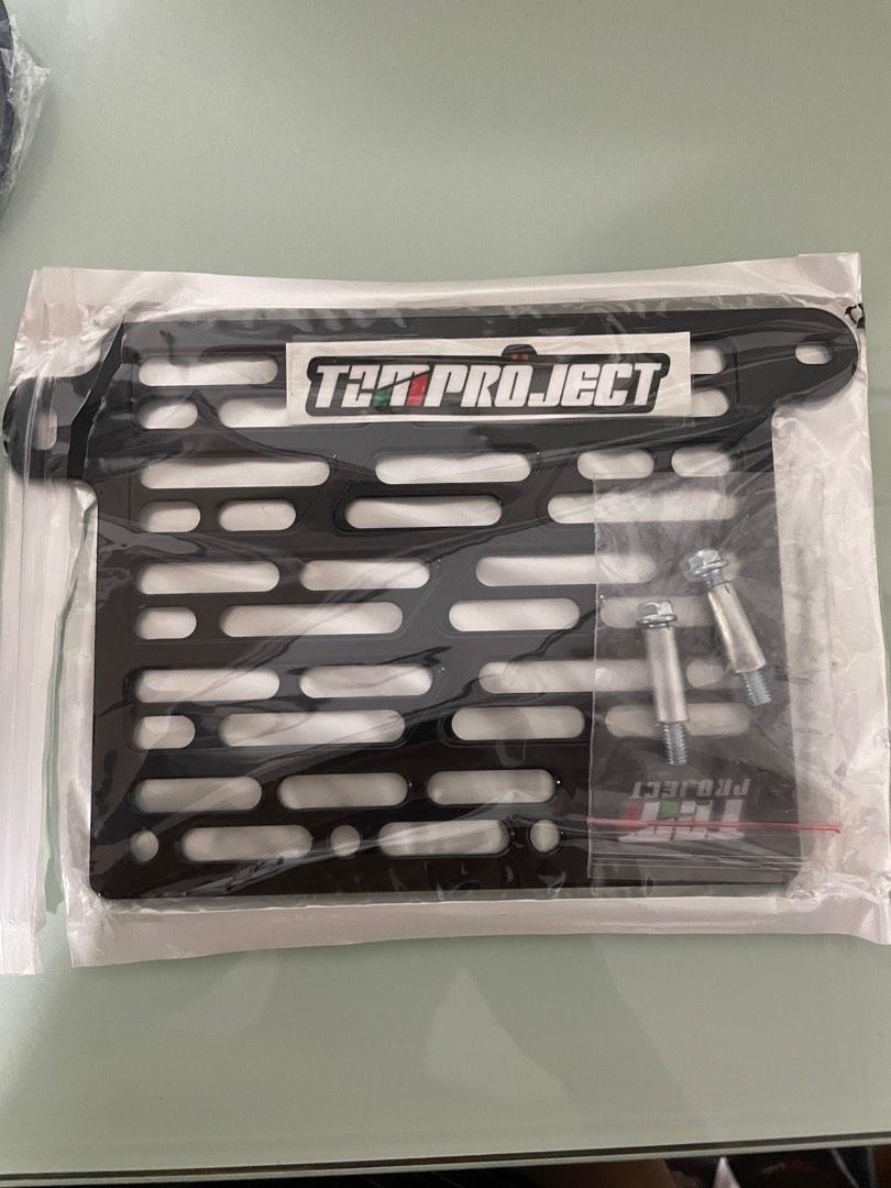 Aerox radiator cover, Motorcycles, Motorcycle Accessories on Carousell