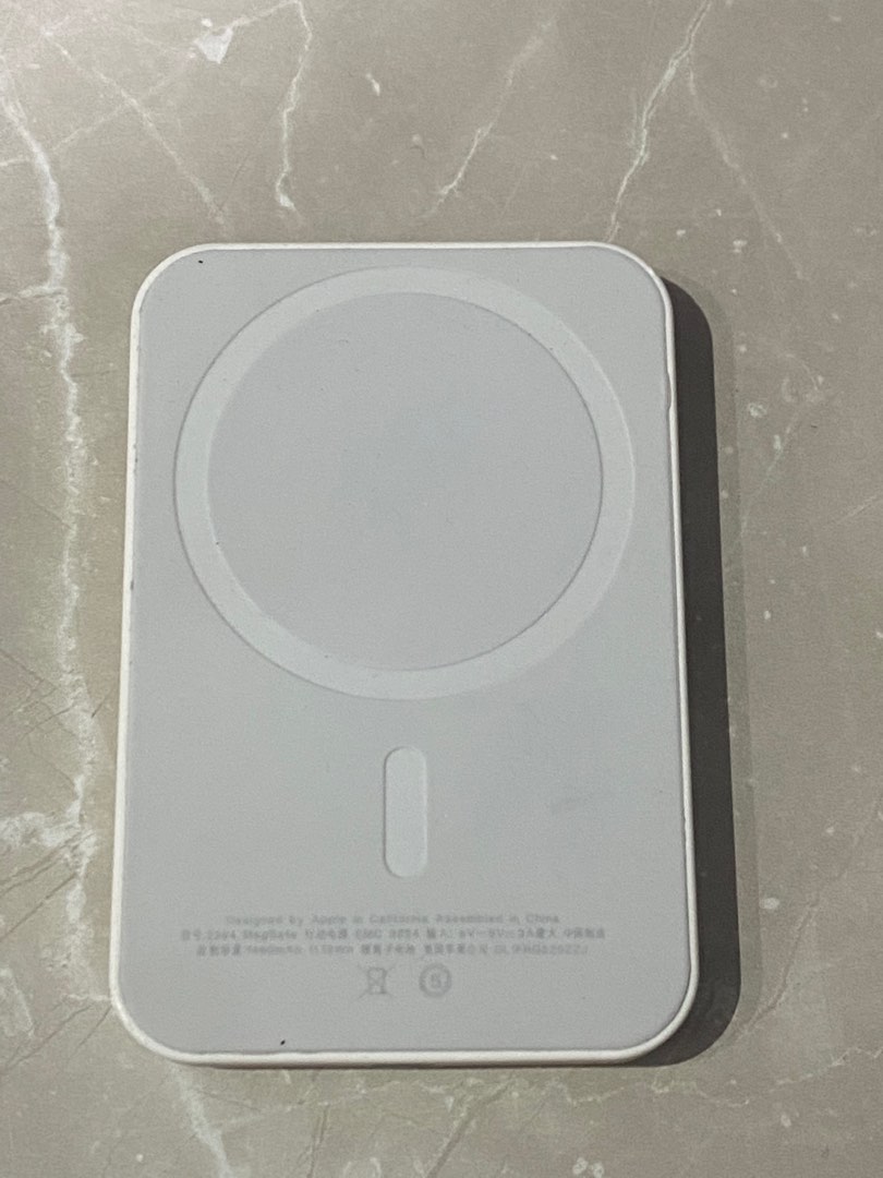 Apple MagSafe battery pack, Computers & Tech, Parts & Accessories ...