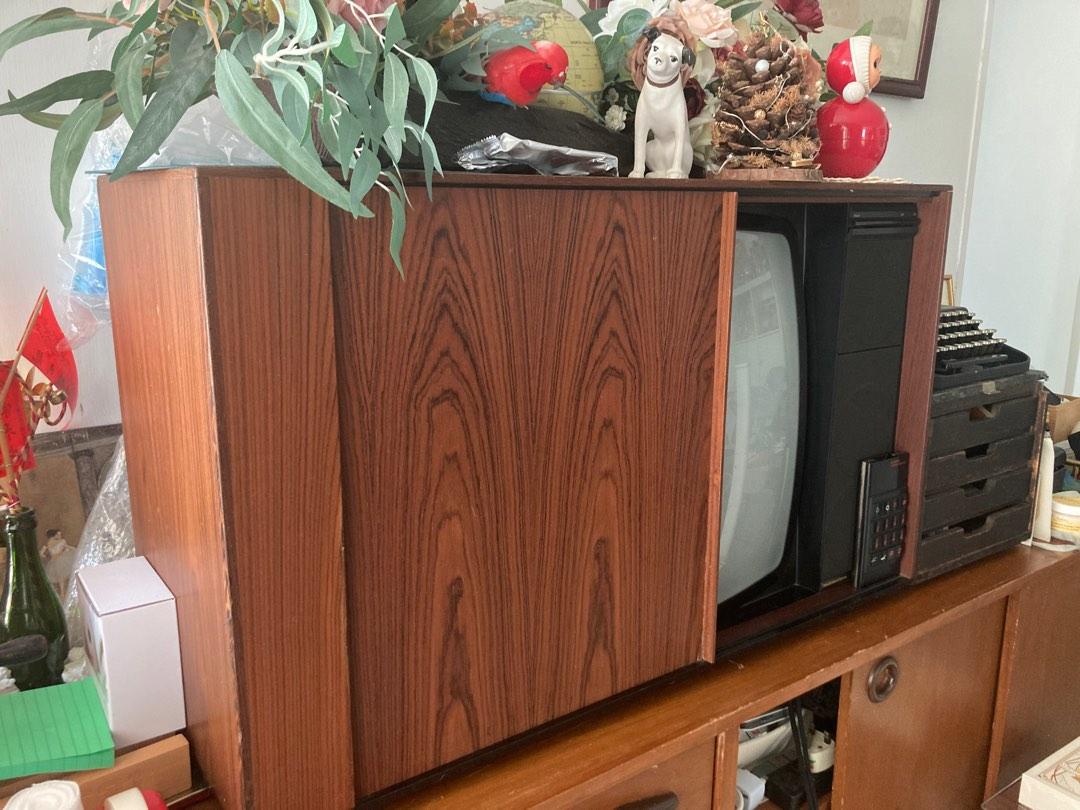 B&O Beovision 9000 vintage TV, 興趣及遊戲, 收藏品及紀念品, 古董收藏 - Carousell