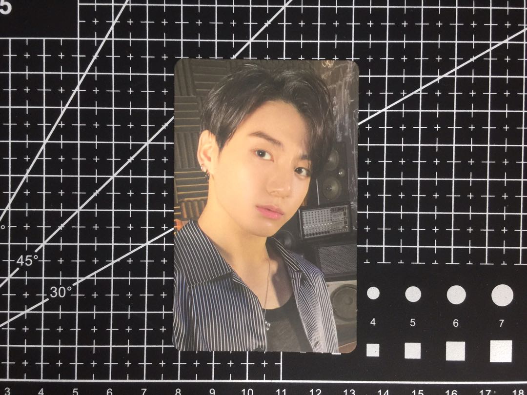 BTS Jungkook BE Essential Photocard, Hobbies & Toys, Memorabilia ...