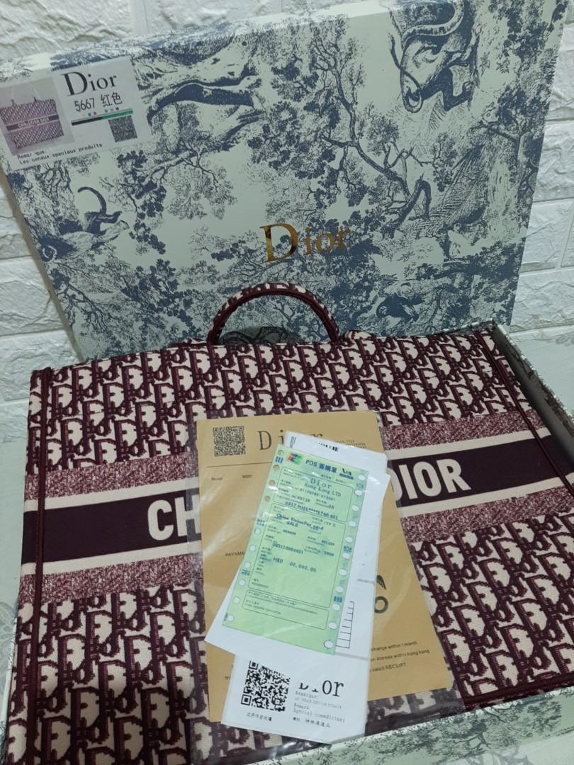 CD BOOK TOTE BAG, Luxury, Bags & Wallets on Carousell