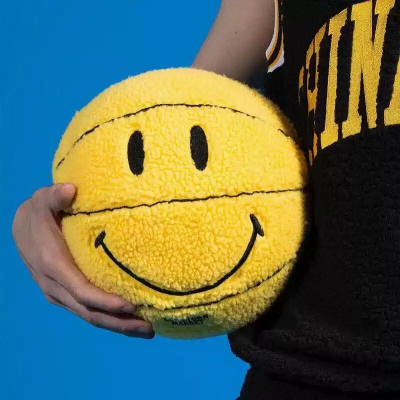 Chinatown Market Smiley Plush Basketball, Hobbies & Toys, Toys & Games ...