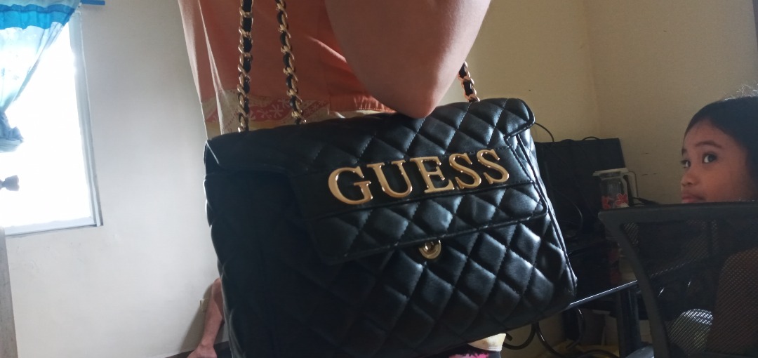 Class A guess bag, Women's Fashion, Bags & Wallets, Shoulder Bags on ...