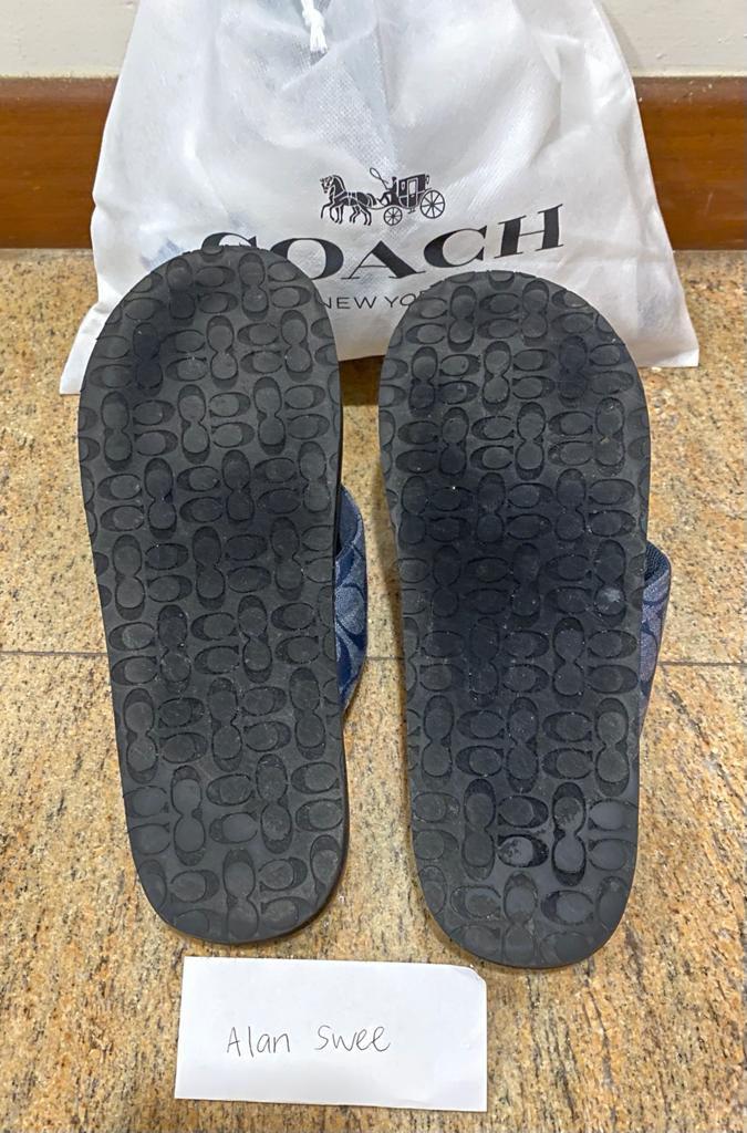 Coach sliders/flip flops/slippers eur 41, Luxury, Sneakers & Footwear ...