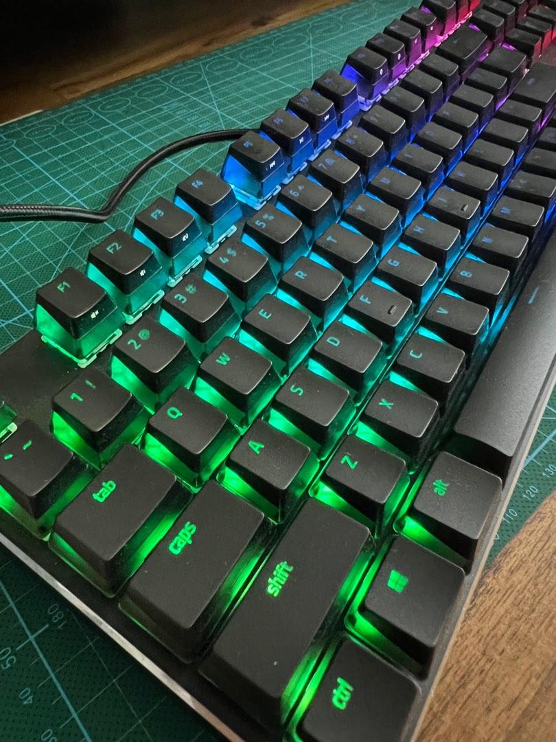 Custom Keyboard (Glorious GMMK barebone, Gateron Yellow lubed and ...