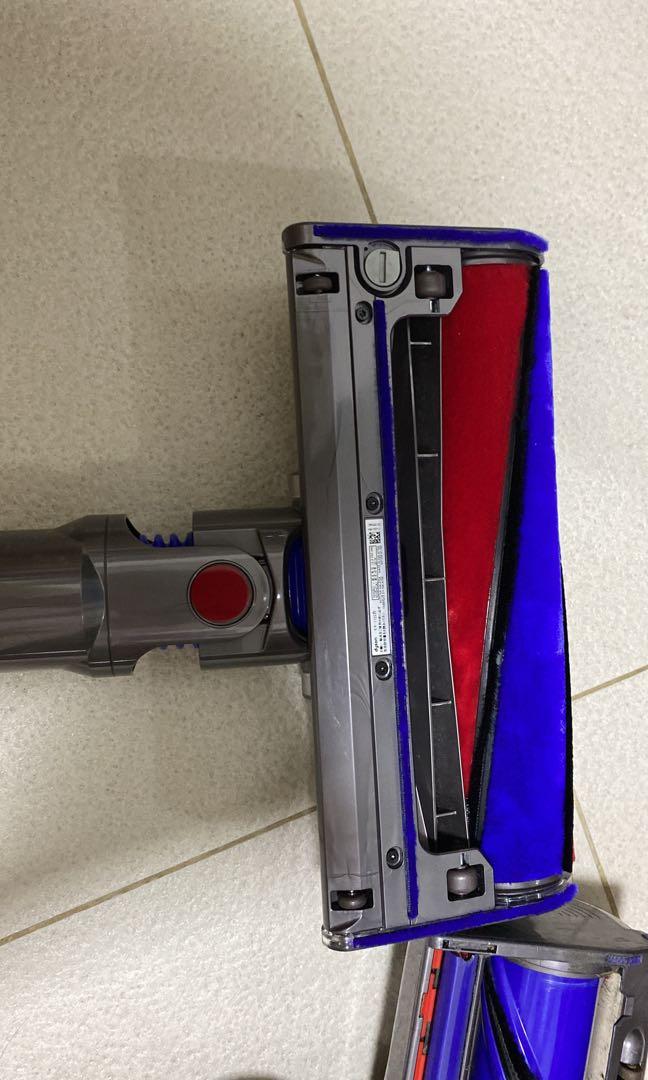 Dyson vacuum head - never use before, Furniture & Home Living, Cleaning ...