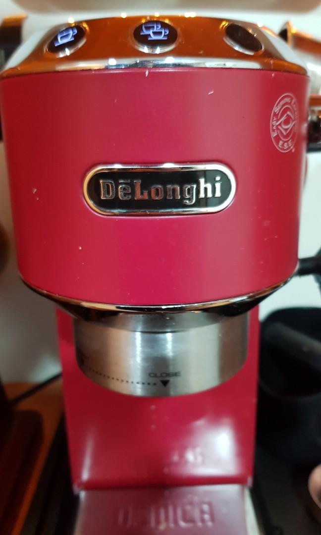 Espresso Machine Package: Delonghi Dedica, coffee grinder, and coffee ...