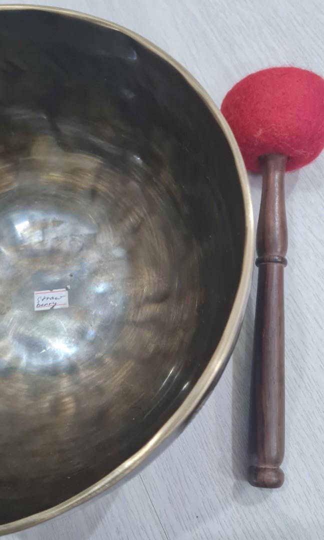 Handmade Strawberry Moon Singing Bowl (Direct from Nepal), Hobbies ...