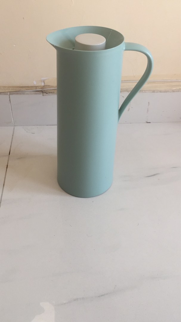 Ikea jug, 家庭電器, 廚房電器, 其他廚具 - Carousell
