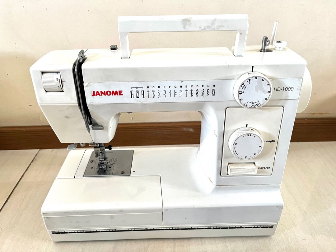 Janome Sewing Machine (HD-1000), Hobbies & Toys, Stationery & Craft ...