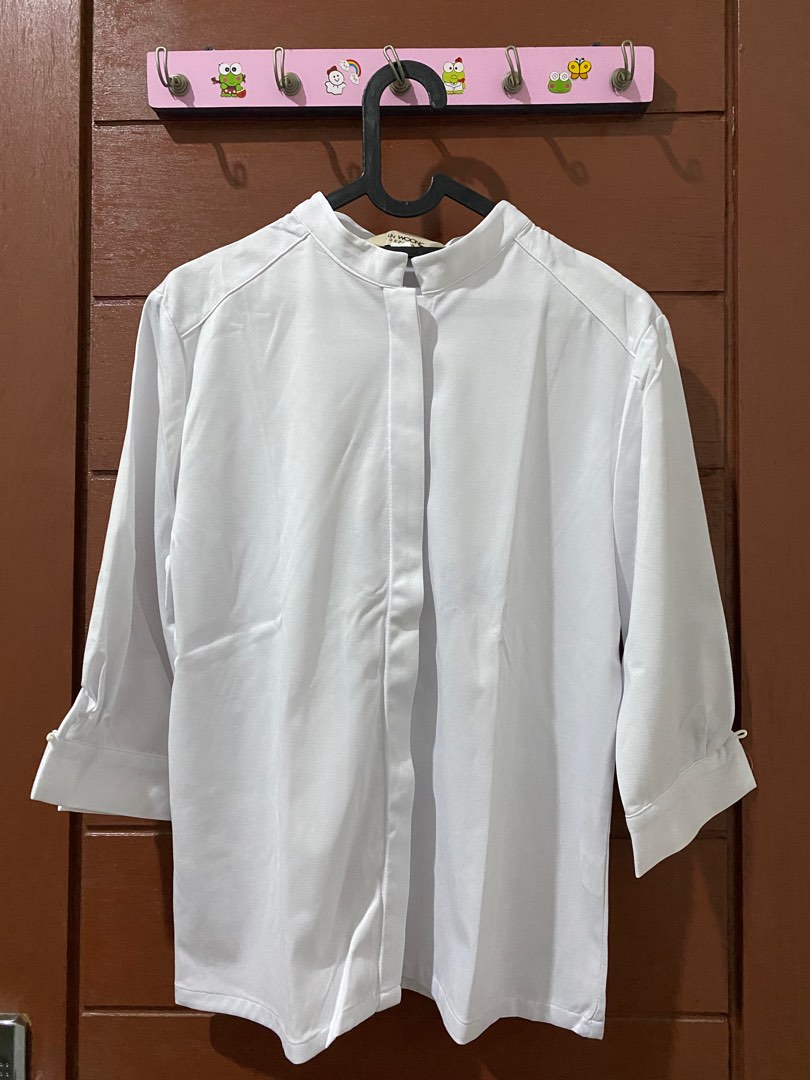 Kemeja Putih Formal, Fesyen Wanita, Pakaian Wanita, Atasan di Carousell