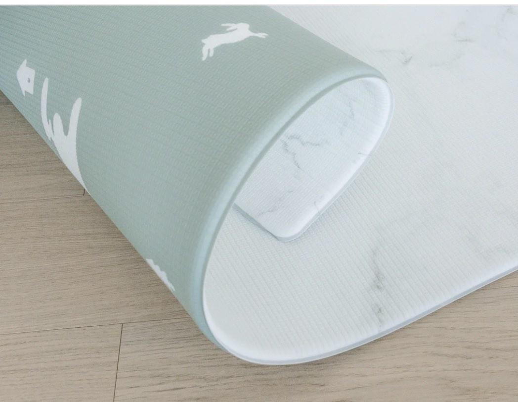Little Wiwa Play Mat (Lille Verden Marmor Generos 2m x 1.4m), Babies ...