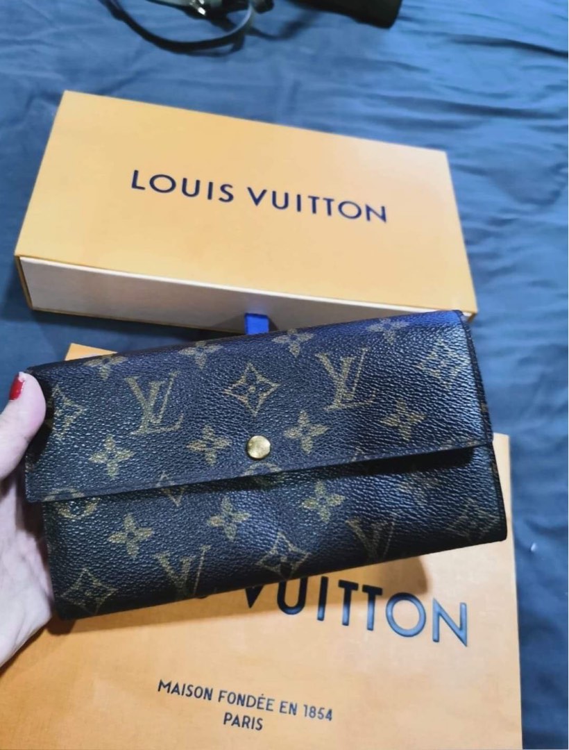Louis Vuitton LV Long Wallet Authentic, Women's Fashion, Bags & Wallets ...
