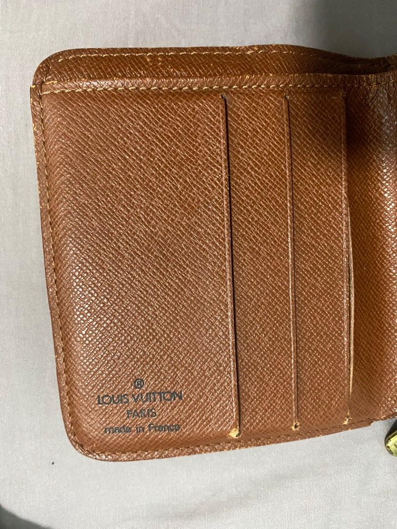 Louis Vuitton LV Wallet (Compact), Women's Fashion, Bags & Wallets ...