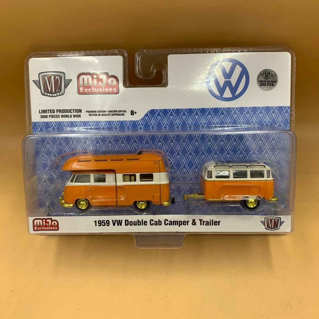 M2 Machines (Chase Version) 1/64 Scale Auto 1959 Volkswagen Bus Double ...