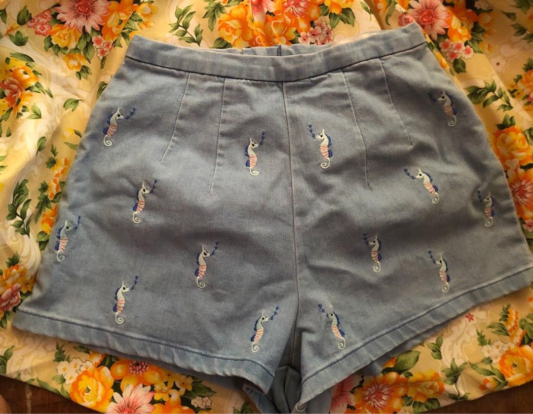 Maong short, Women's Fashion, Bottoms, Shorts on Carousell