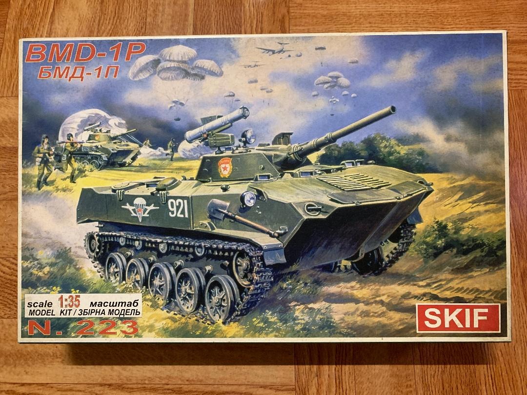 Model Kit: SKIF: 1:35 Scale: BMD-1P Armored Personnel Carrier, Hobbies ...