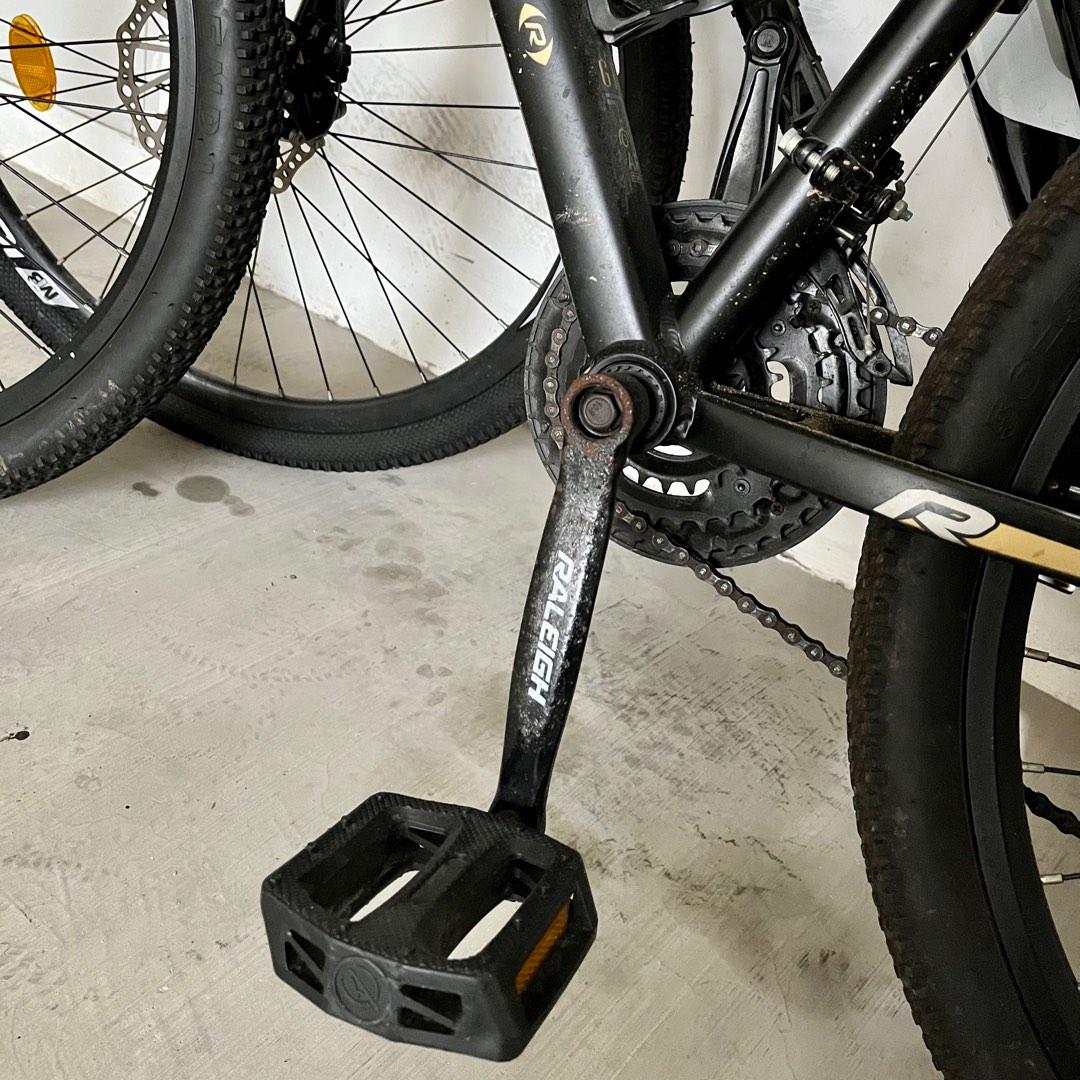 2 Mountain Bikes - Raleigh & Super Boss Bicycle with freebies, Sports ...