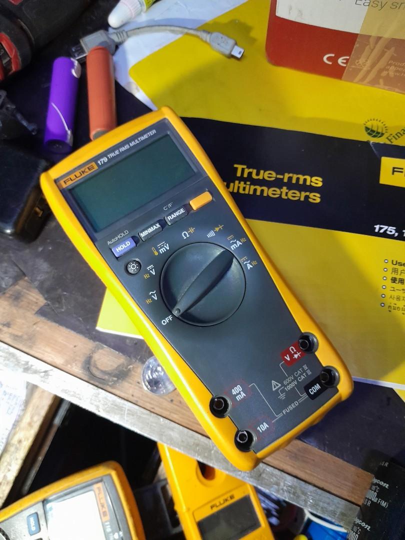 Multi meter FLUKE 179 TRUE RMS, Commercial & Industrial, Construction ...