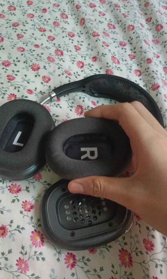 Over ear headphones with removable ear cups., Audio, Headphones ...