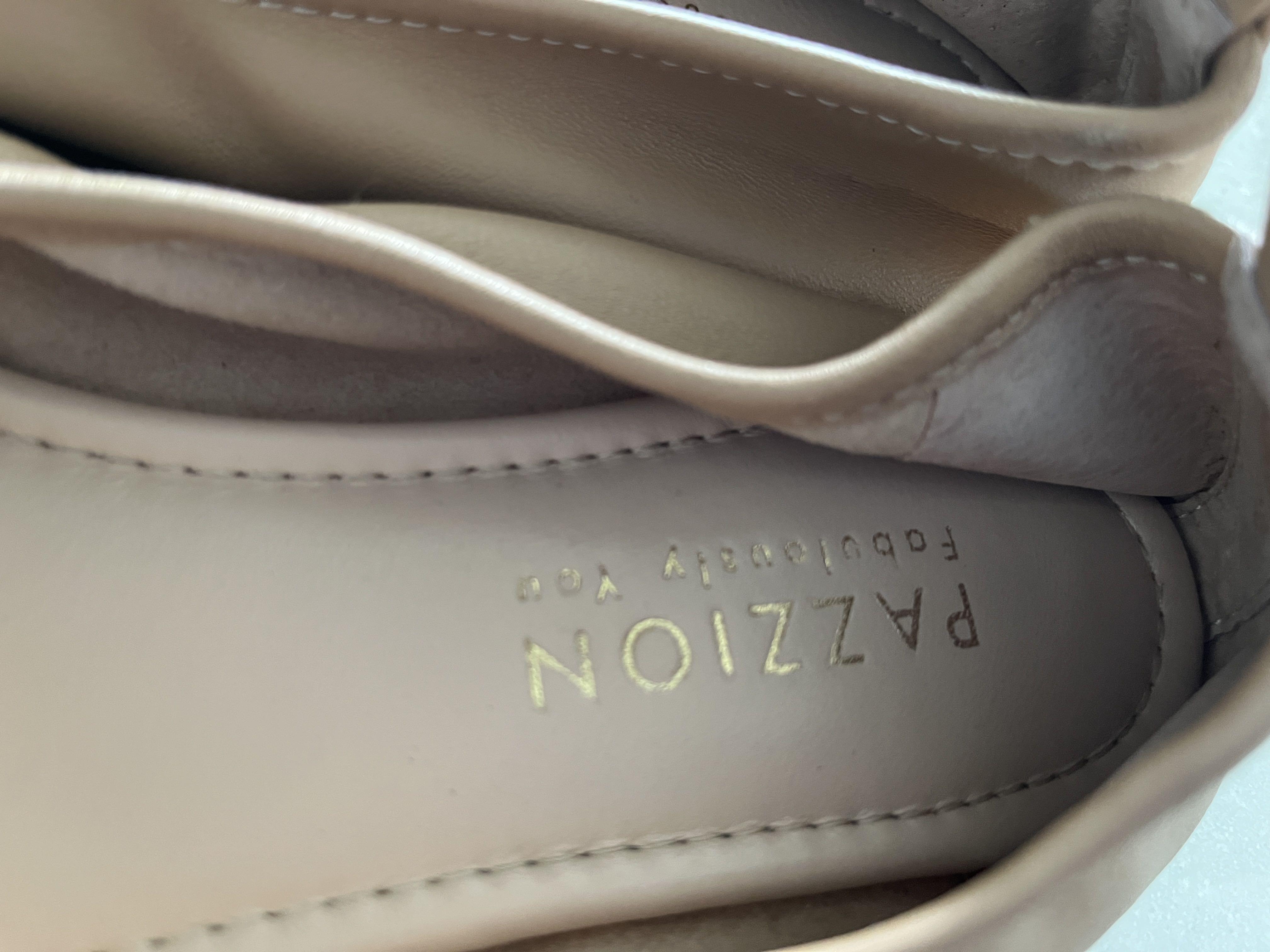 Pazzion flat, Women's Fashion, Footwear, Flats on Carousell
