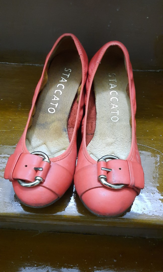 Red wedge shoes Staccato, Women's Fashion, Footwear, Wedges on Carousell