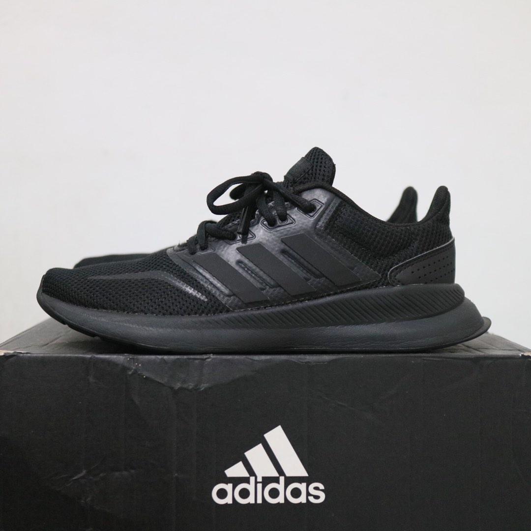 Adidas Runfalcon original, Fesyen Pria, Sepatu , Sneakers di Carousell