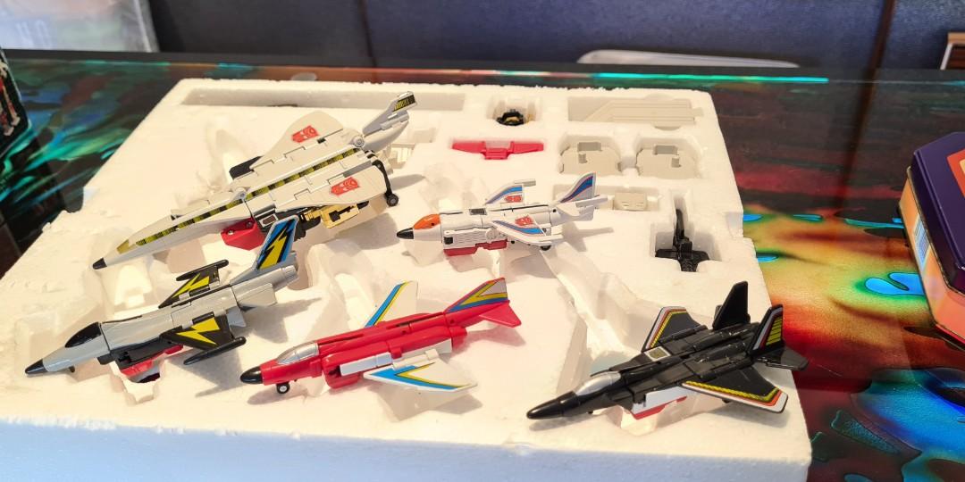 Transformers G1 Superion Giftset(Hasbro), Hobbies & Toys, Toys & Games ...