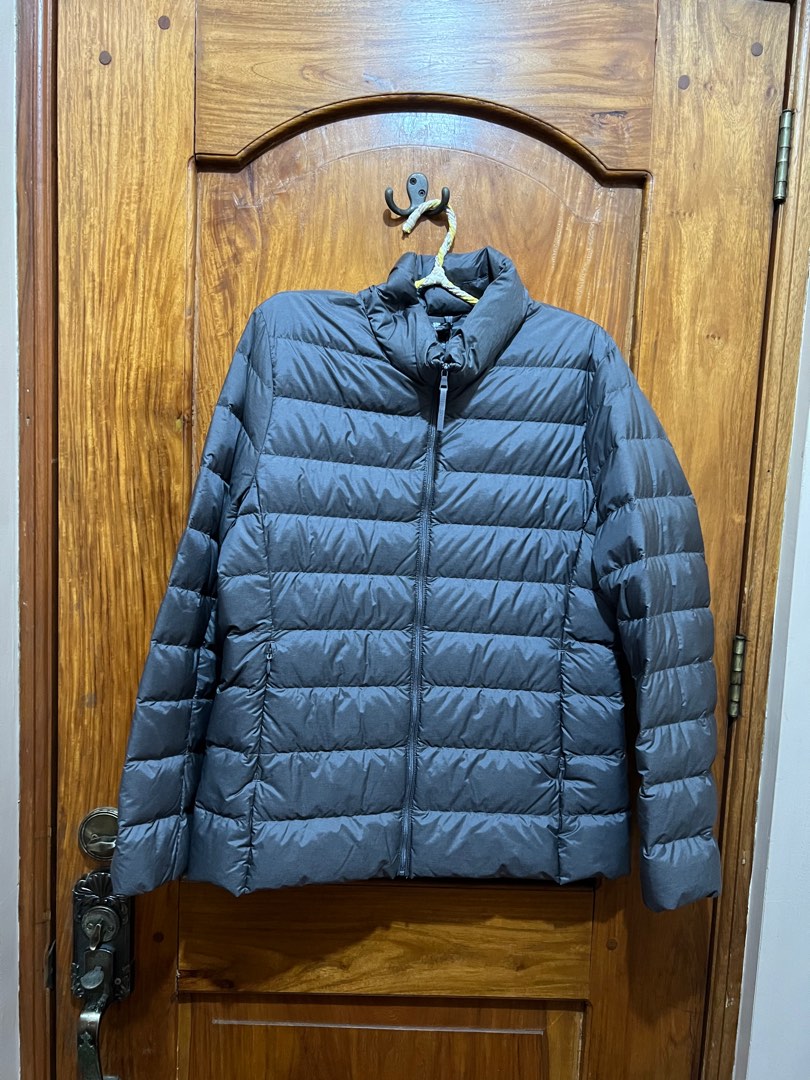 Uniqlo coat, Women's Fashion, Coats, Jackets and Outerwear on Carousell