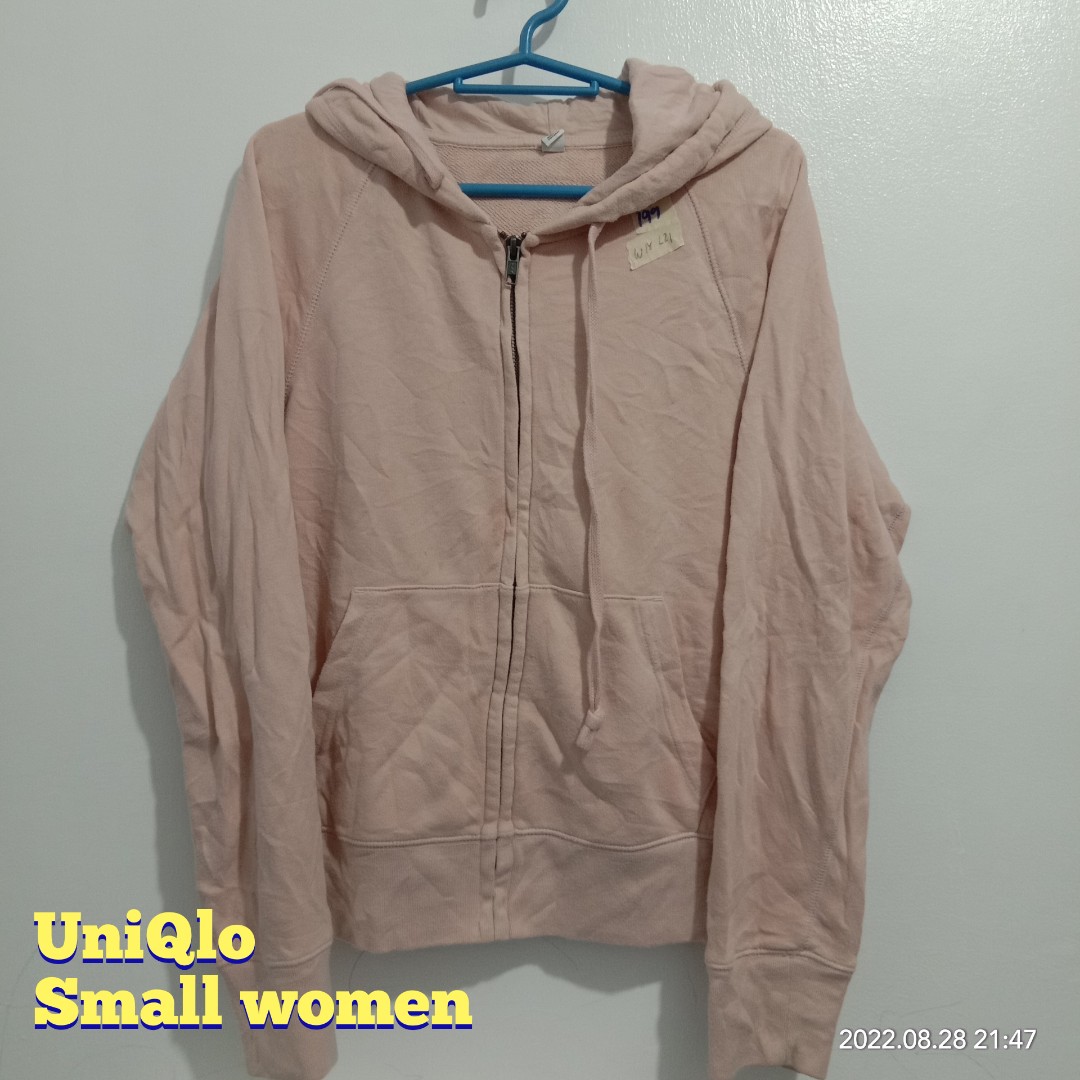 Uniqlo jacket, Women's Fashion, Coats, Jackets and Outerwear on Carousell