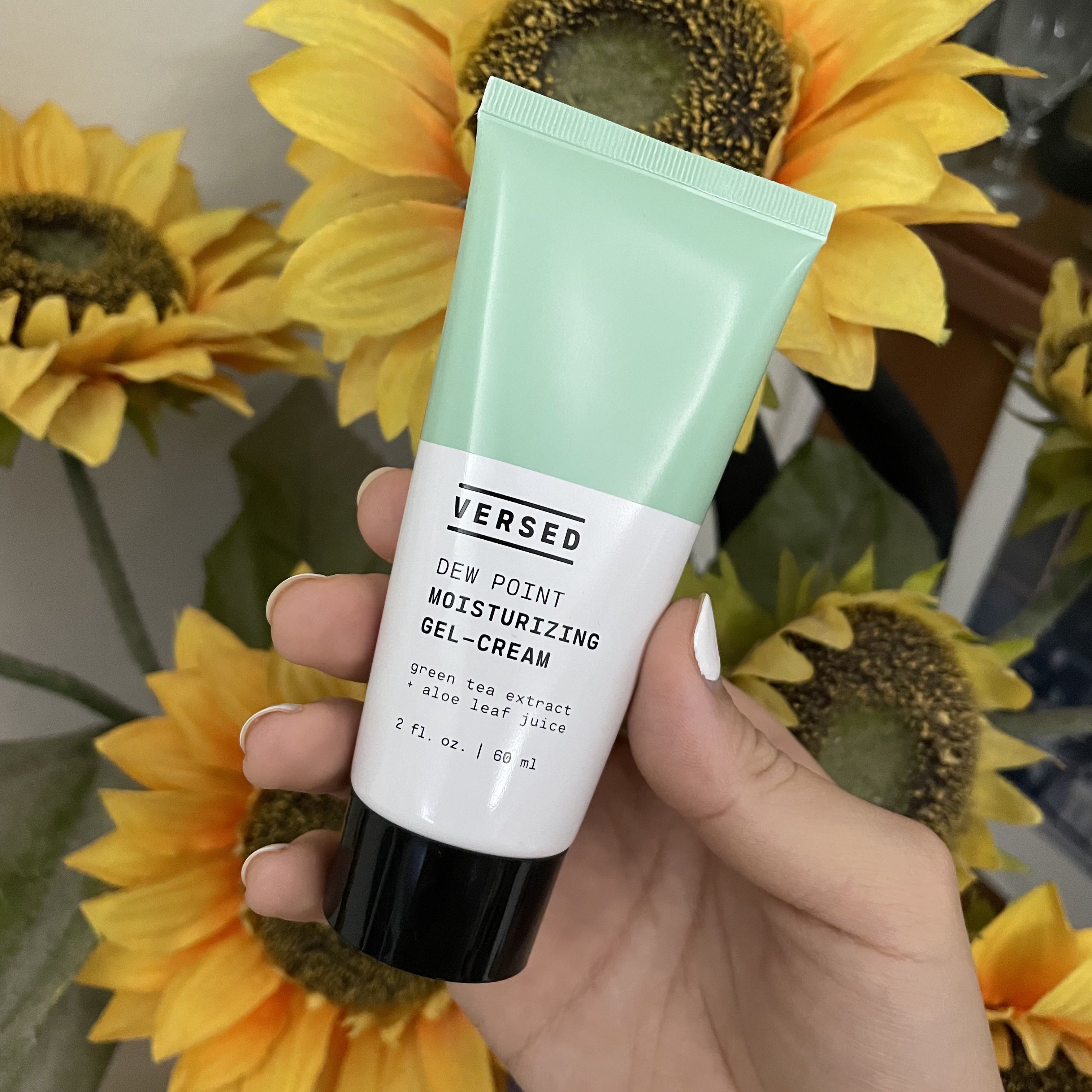 Versed Dew Point Moisturising Gel Cream 60ml, Beauty & Personal Care ...