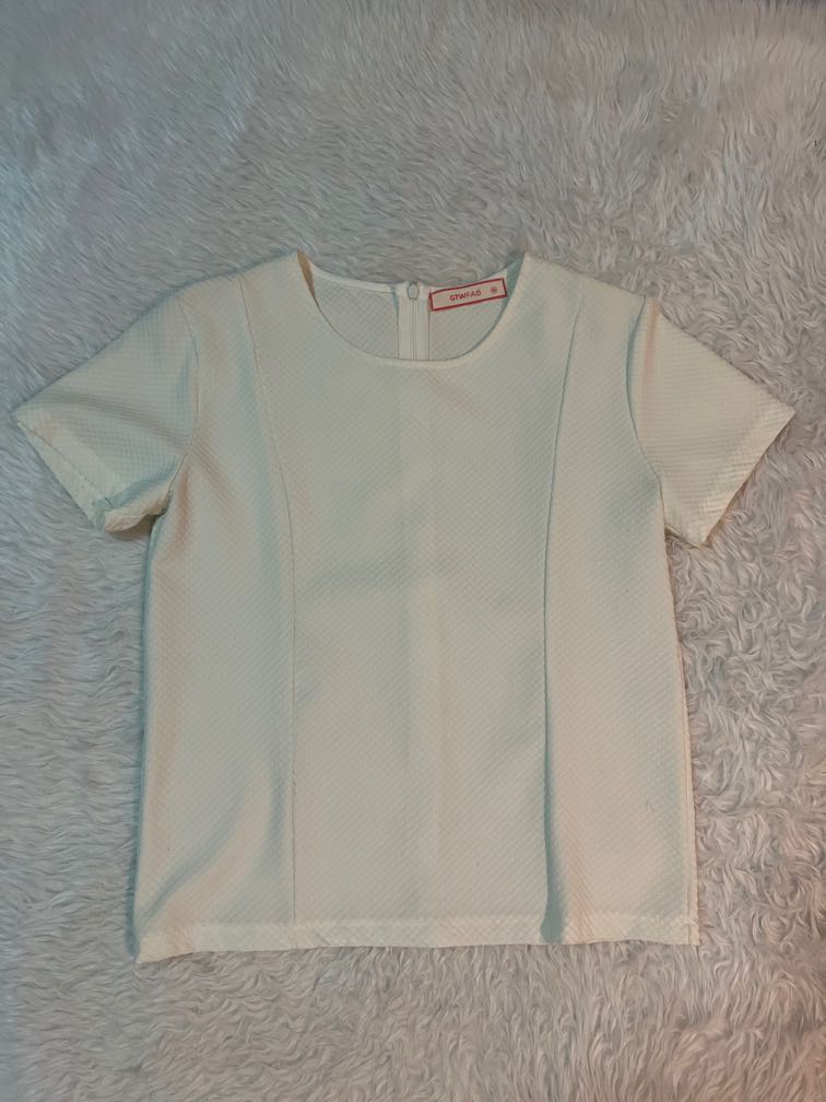 White Top Office Wear, Women's Fashion, Tops, Blouses on Carousell