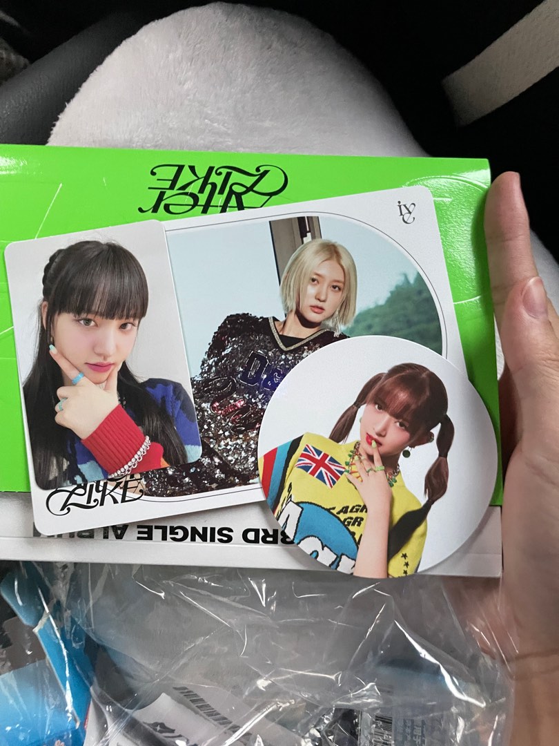 WTS/WTT/LFB ive liz gaeul rei yujin leeseo wonyoung afterlike album pc pcs ver 2, Hobbies & Toys ...