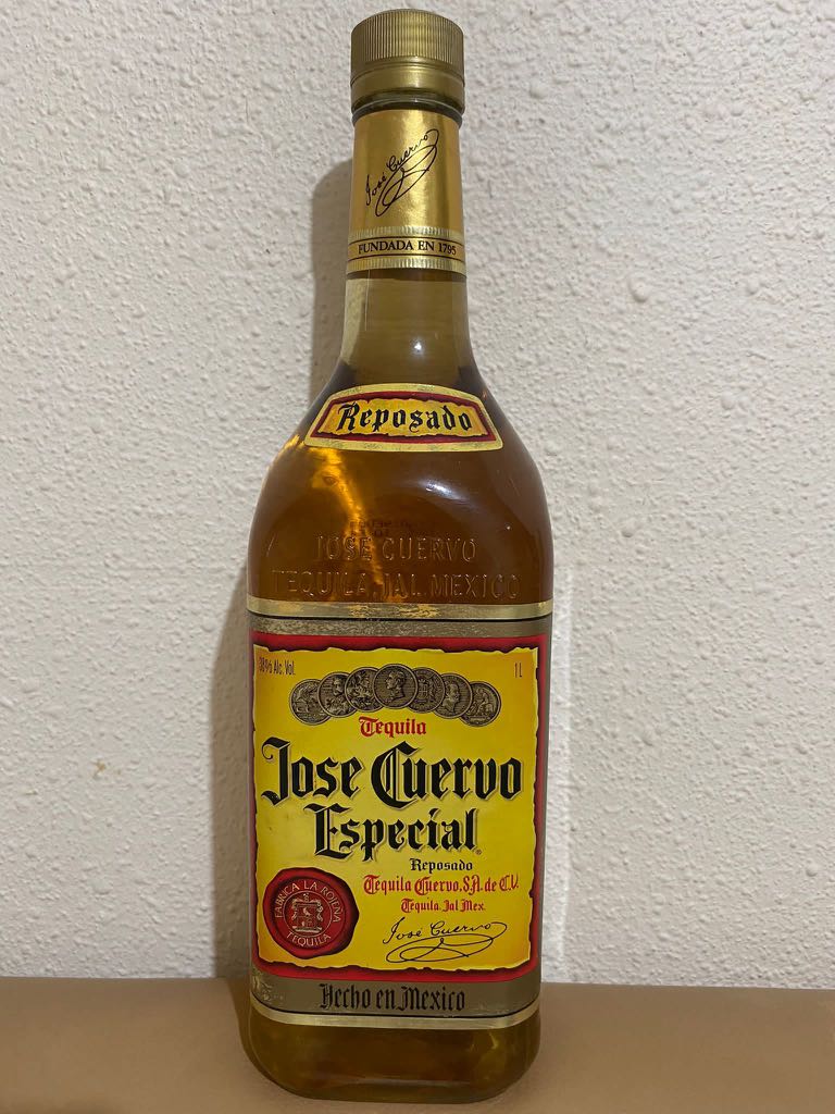 1L Jose Cuervo Especial Reposado, Food & Drinks, Alcoholic Beverages on ...