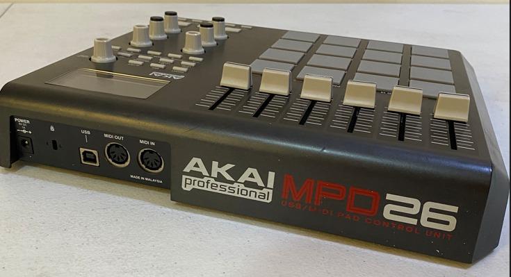 Akai Mpd26 Pad Midi Controller With Assignable Sliders Hobbies And Toys