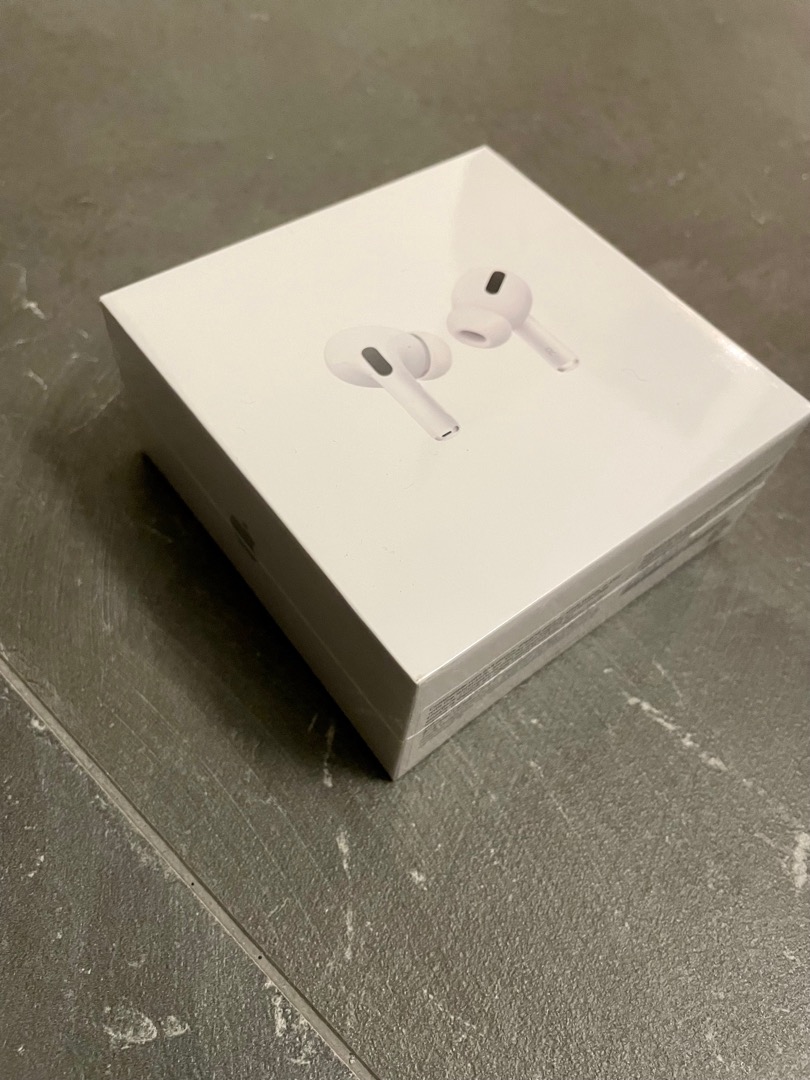 Apple AirPods Pro (Sealed Genuine US Edition), Audio, Earphones on ...